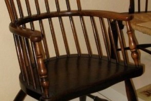 Sit down, relax and enjoy a Darvel chair… – Darvel